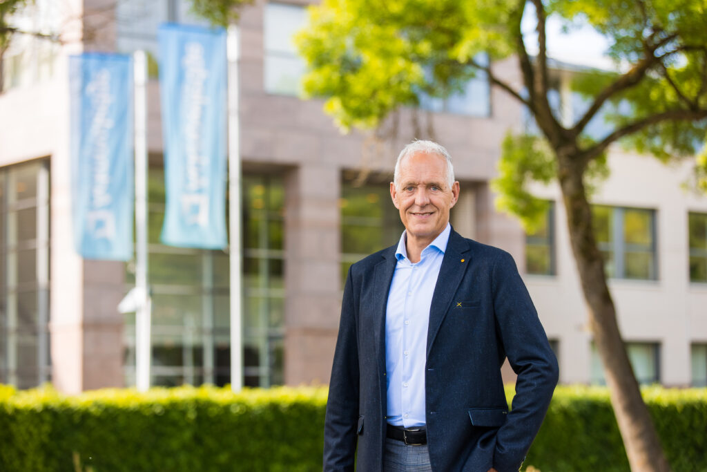 Acknowledge viert 30 jaar toonaangevende dienstverlening in de ICT - Computable.nl